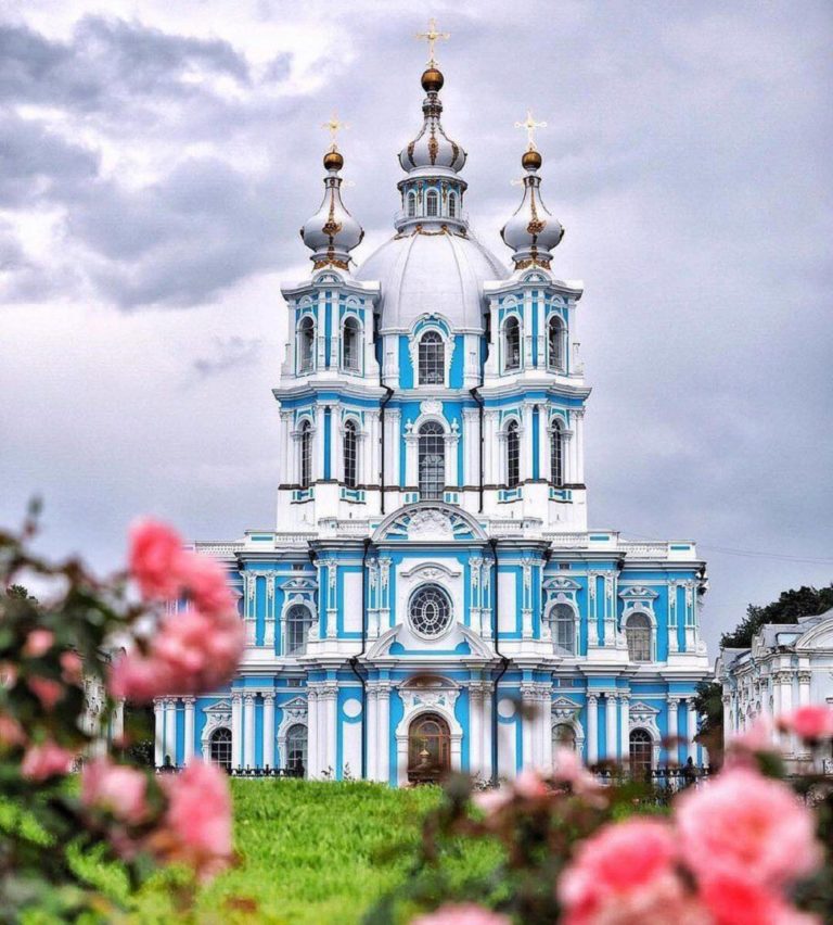 Smolny Cathedral — St Petersburg — Guide For You Tours